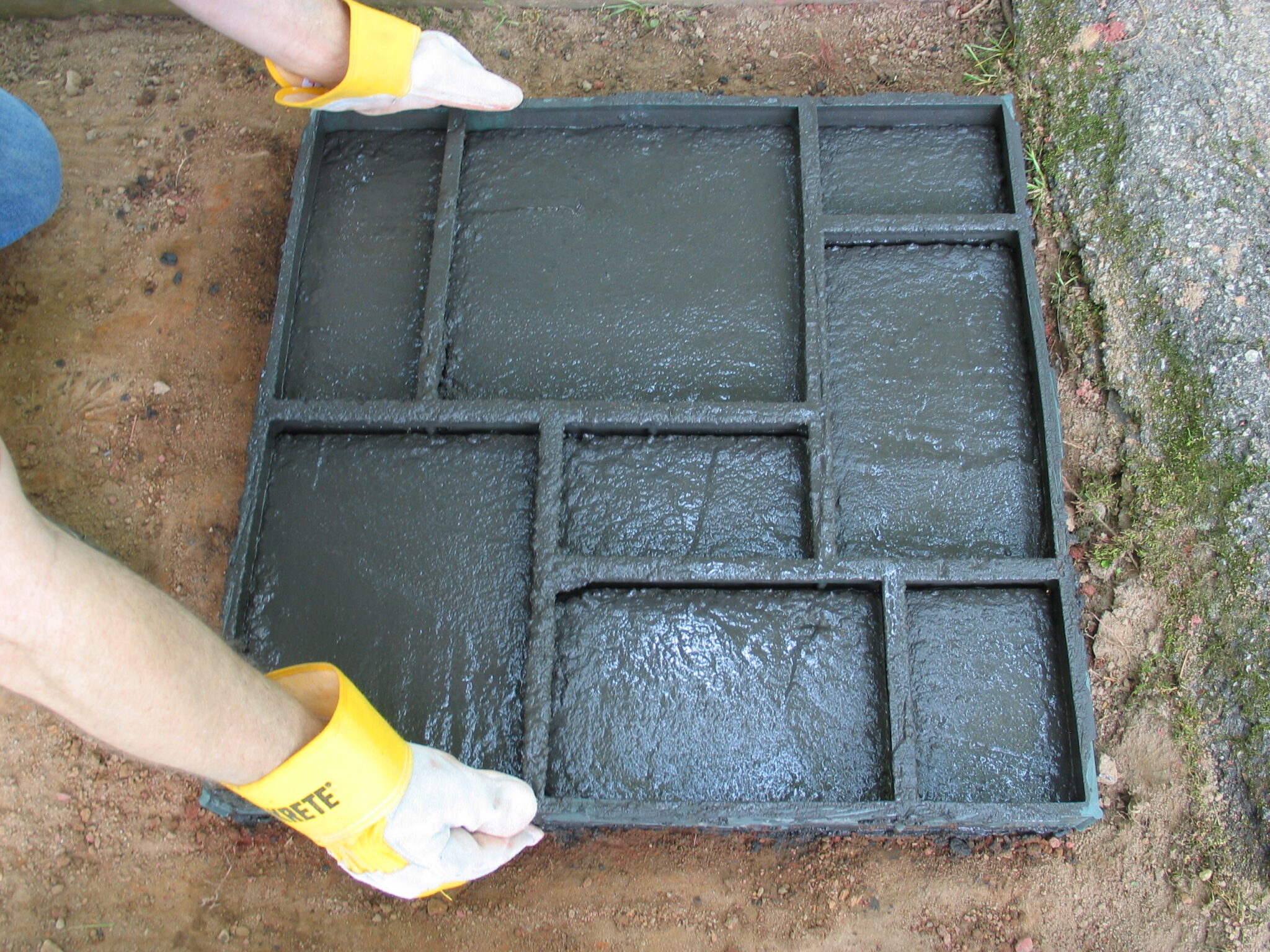 Using Concrete Walk Maker Forms